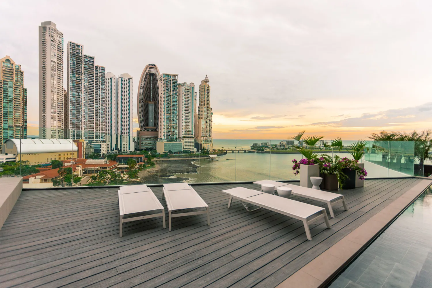 Ocean Front at Paitilla - The Agency Panama - Panama Realty Services